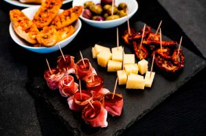 Aprende a hacer tapas frías fáciles | Llena tu despensa
